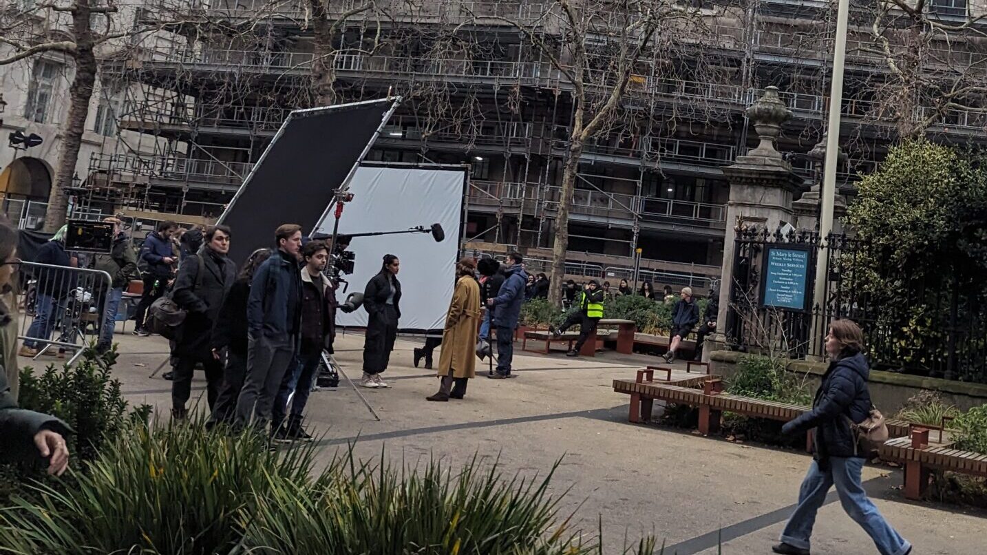 Keira Knightley and Ambika Mod film Netflix TV series on Strand - Roar News